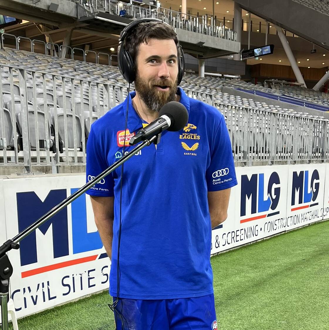 Josh Kennedy kicks 700th goal on a dark night for the Eagles