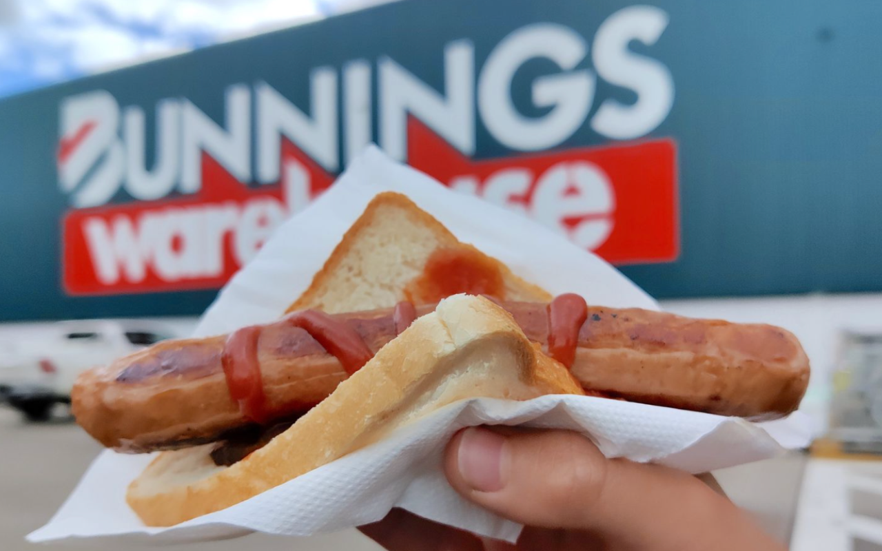Bunnings snag fundraiser for WA Flood Relief kicks off today