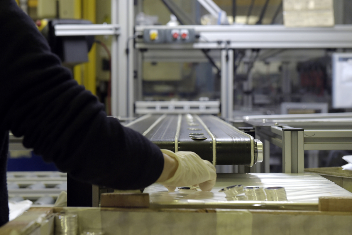 Opposition says the State Government is trying to 'fob off' responsibility