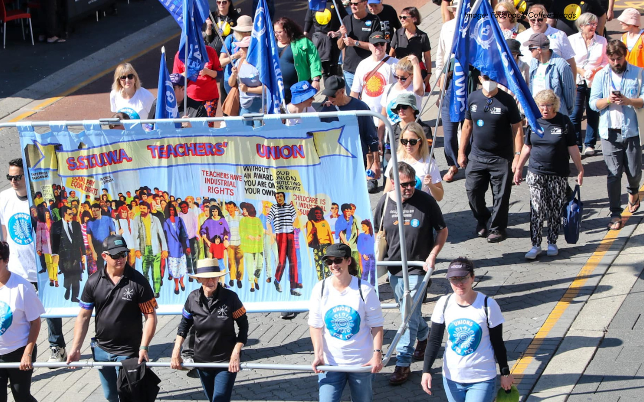 Teachers plan picket line as government rebuffs pay rise demands