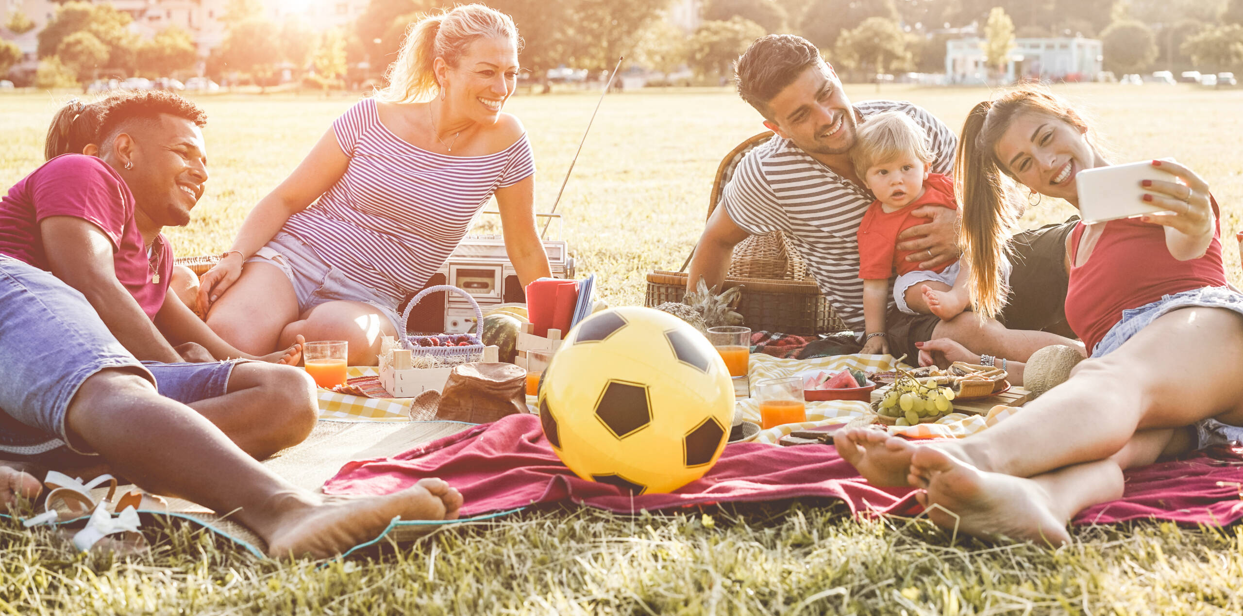 What are the best picnic spots in Perth?
