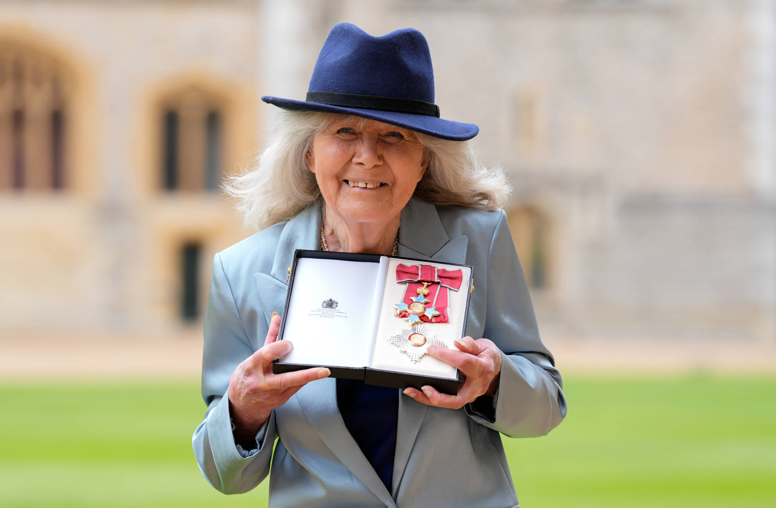 'Full of life': Acclaimed author Dame Jilly Cooper dies aged 88